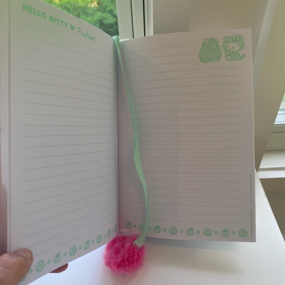 Hello Kitty | Office | Nwt Fuzzy Pink Notebook Hello Kitty X Pusheen ...